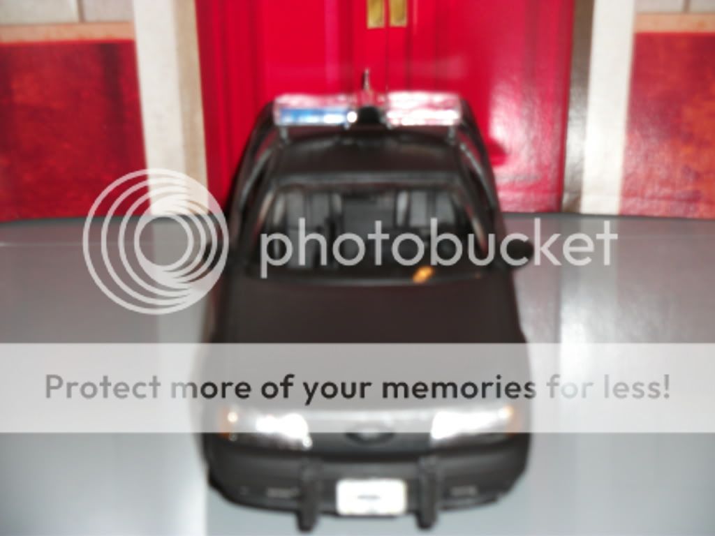 Robocop police car - HissTank.com